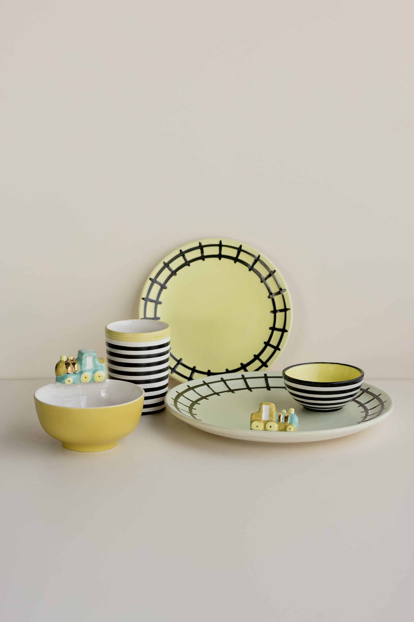 Train Dinner Set(Set Of 5) – Niras Ceramics
